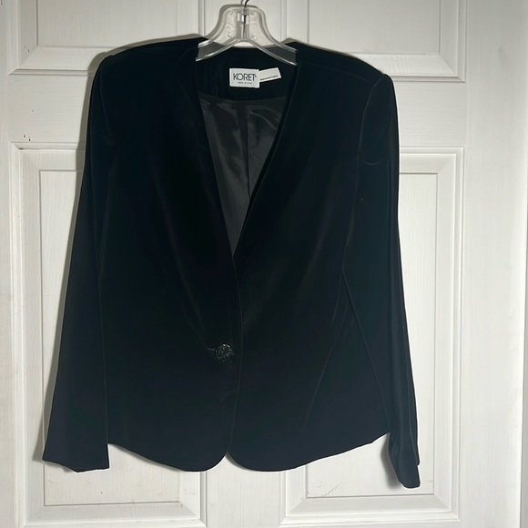 Koret | Jackets & Coats | Vintage Velvet Blazer | Poshmark